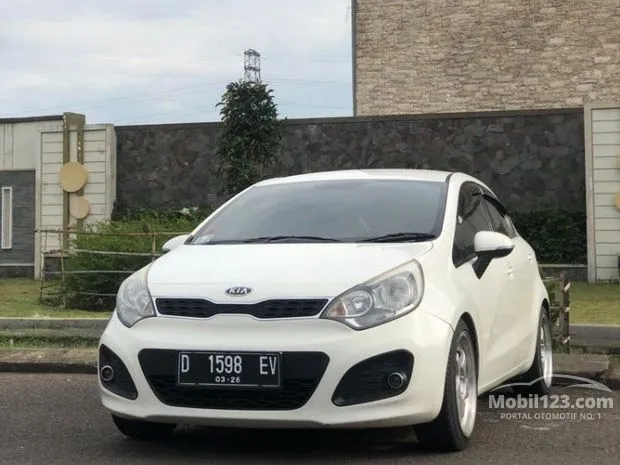Jual KIA Rio Bekas di Indonesia Harga Murah, Kondisi Terbaik | Mobil123