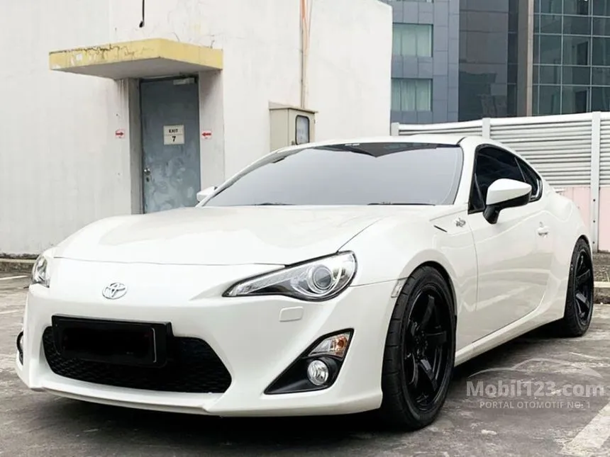 Jual Mobil Toyota 86 2016 TRD 2.0 di DKI Jakarta Automatic Coupe Putih ...