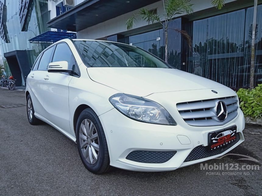 Jual Mobil Mercedes-Benz B200 2012 Sport 1.6 di DKI Jakarta Automatic ...
