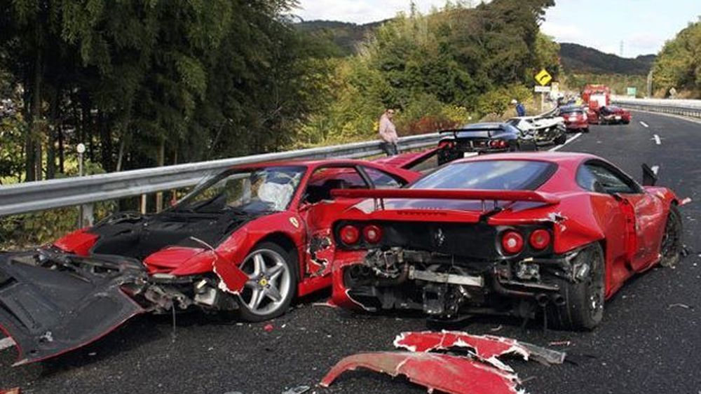 มหกรรมการชน ของ Ferrari ครั้งที่ยิ่งใหญ่ที่สุด - ข่าวในวงการรถยนต์