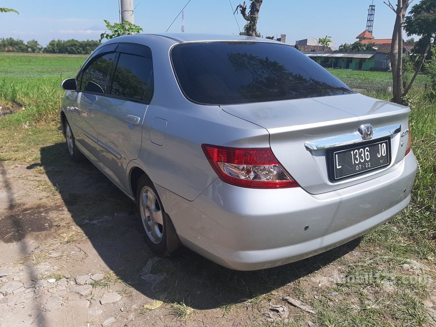 Jual Mobil Honda City 2005 i-DSI 1.5 di Jawa Timur Automatic Sedan ...