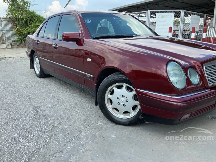 2000 Mercedes-Benz E230 2.3 W210 (ปี 95-03) Elegance Sedan AT for sale on One2car