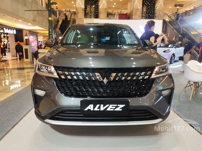 Jual Mobil Wuling Alvez 2023 SE 1.5 di Banten Manual Wagon Silver Rp ...