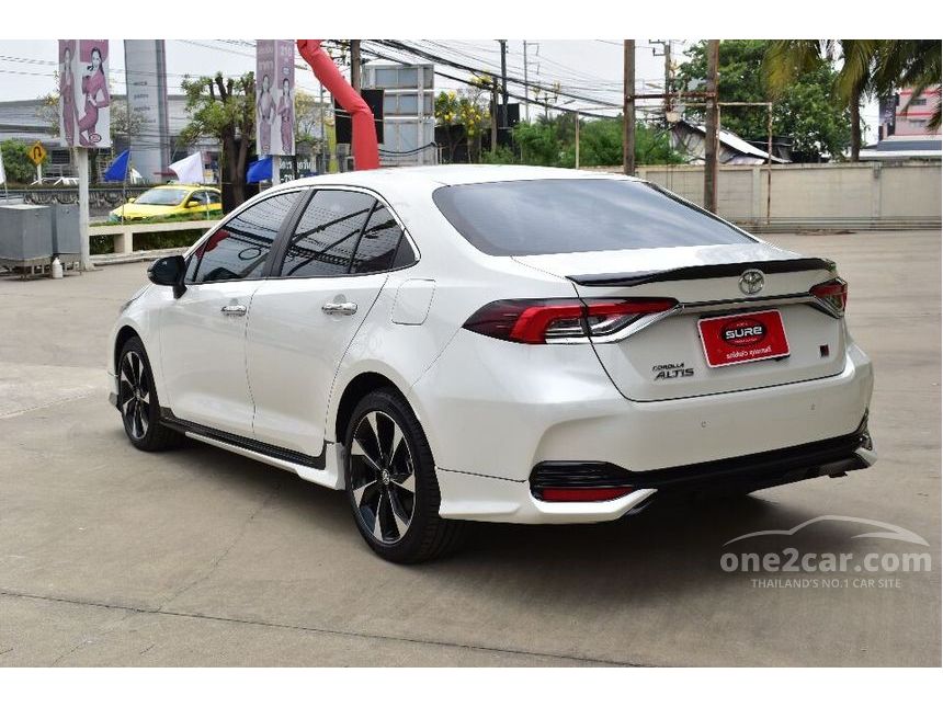 Toyota Corolla Altis 2019 (ปี 19-24) GR Sport 1.8 เกียร์อัตโนมัติ สีขาว ...