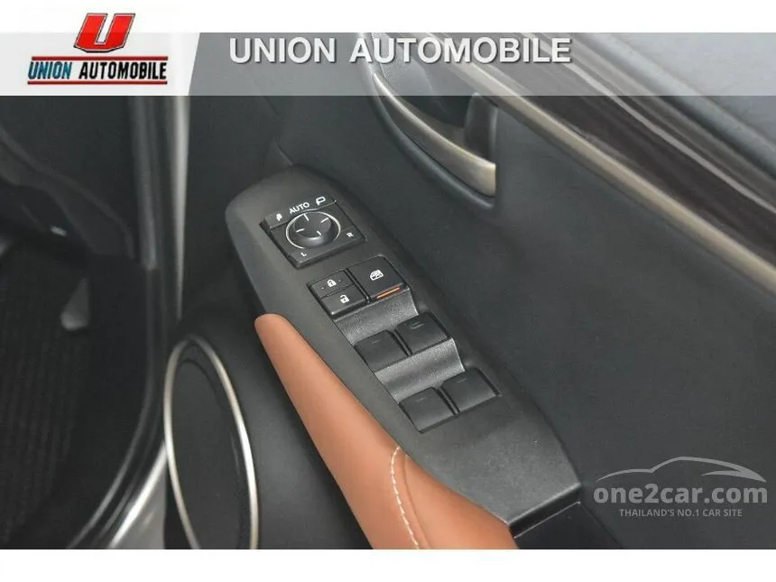 2016 Lexus NX300h 2.5 (ปี 14-21) Grand Luxury SUV for sale on One2car