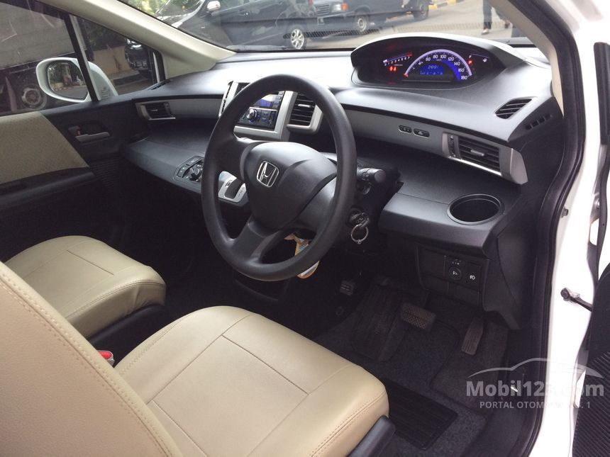Jual Mobil Honda Freed 2013 S 1.5 di DKI Jakarta Automatic MPV Putih Rp 139.000.000 - 6462276 ...
