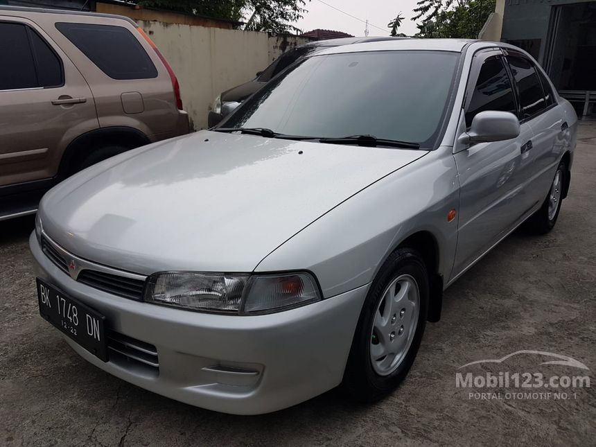Jual Mobil Mitsubishi Lancer 2000 GLXi 1.6 di Sumatera Utara Manual ...