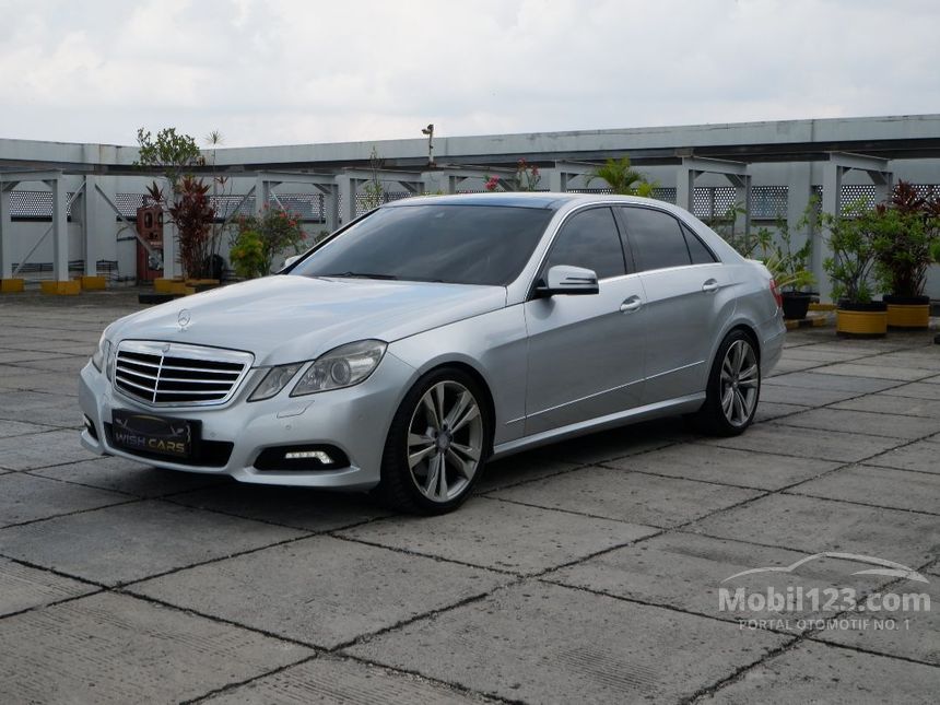 Jual Mobil Mercedes-Benz E300 2009 Avantgarde AMG 3.0 di DKI Jakarta Automatic Sedan Silver Rp ...