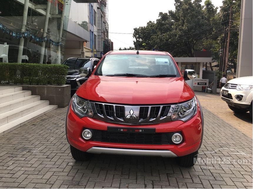 Jual Mobil Mitsubishi Triton 2017 EXCEED 2.5 di DKI Jakarta Manual Pick ...