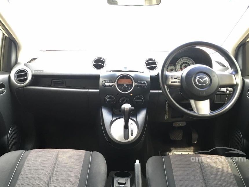 2009 Mazda 2 1.5 (ปี 09-14) V Hatchback AT มือสอง One2car