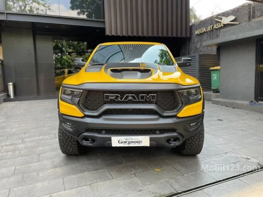 Jual Mobil RAM RAM 1500 2023 TRX 6.2 di Kalimantan Selatan Automatic ...