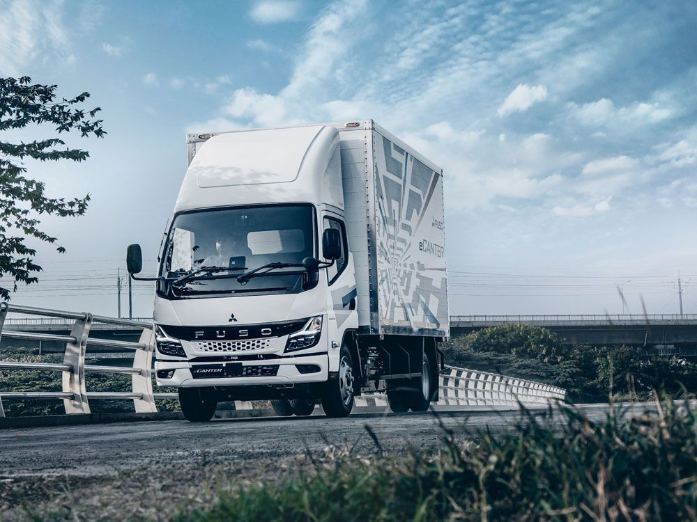 Mitsubishi Fuso lagi Dekati 5 Perusahaan yang Minat Banget Beli Truk ...
