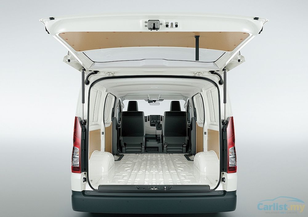 All-New Toyota Hiace Unveiled, Seats Up To 17 People - Auto News ...