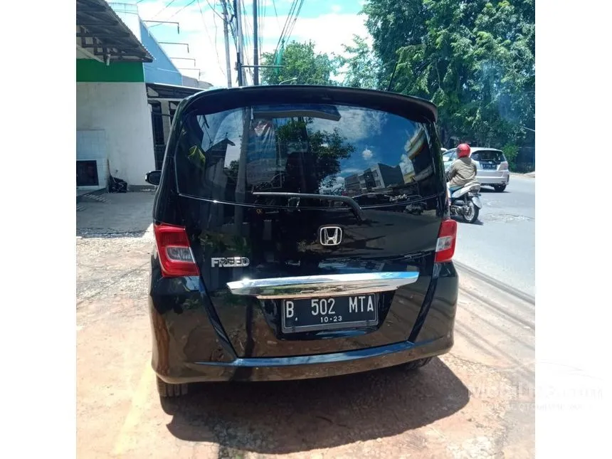 Jual Mobil Honda Freed 2013 S 1.5 di Jawa Barat Automatic MPV Hitam Rp ...