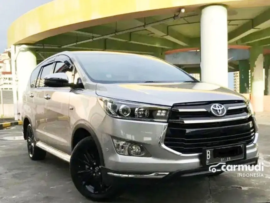 Toyota Innova Venturer 2020 2.0 in DKI Jakarta Automatic Wagon Silver ...