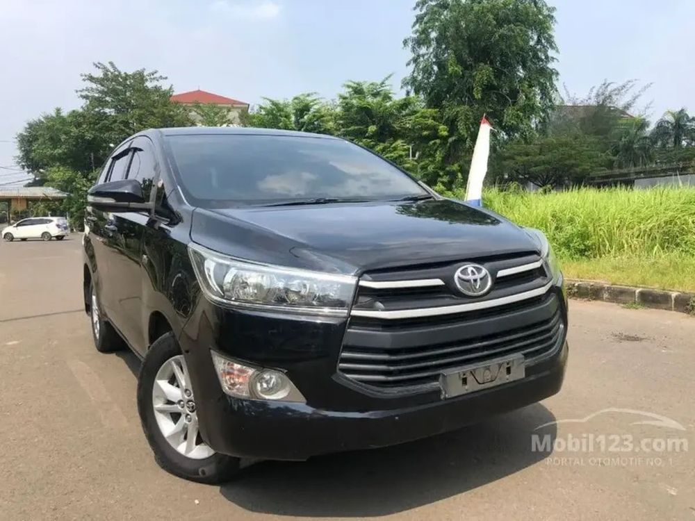 Toyota Kijang Innova 2016 Bekas Ini Lebih Murah Rp200 Juta-an dari ...