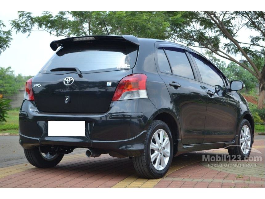Jual Mobil Toyota Yaris 2010 E 1.5 di Banten Automatic Hatchback Hitam ...