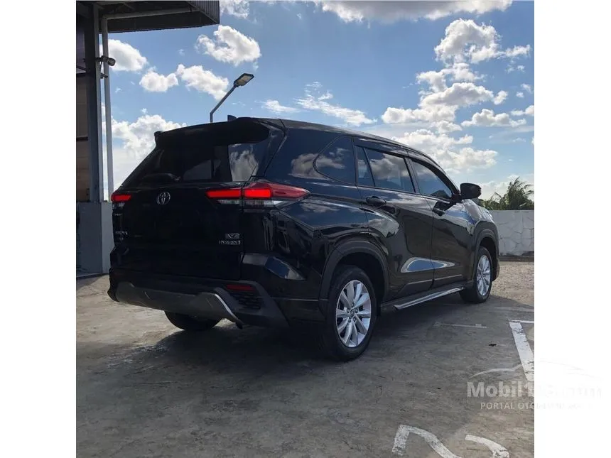 Jual Mobil Toyota Kijang Innova Zenix 2023 Q HV TSS 2.0 di DKI Jakarta ...