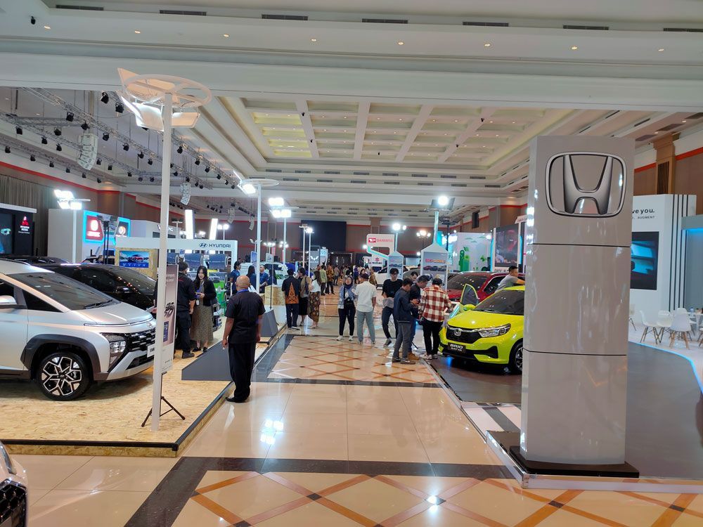 Pasar lagi agak Berat, Kredit Mobil Baru Diperketat! - Berita Otomotif ...