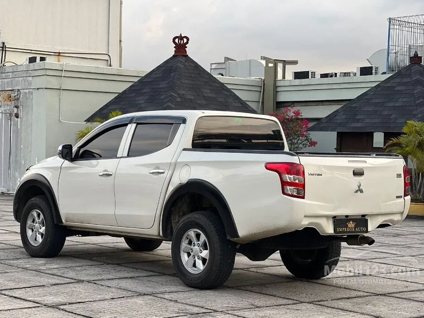 Jual Mobil Mitsubishi Triton 2015 EXCEED 2.5 di DKI Jakarta Manual Pick ...