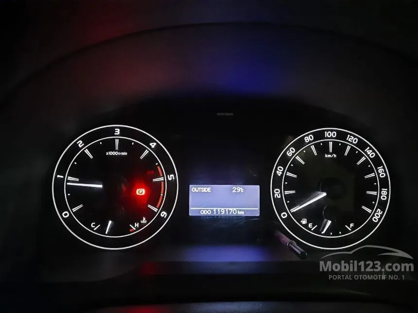 Jual Mobil Toyota Kijang Innova 2016 G 2.4 di DKI Jakarta Manual MPV ...