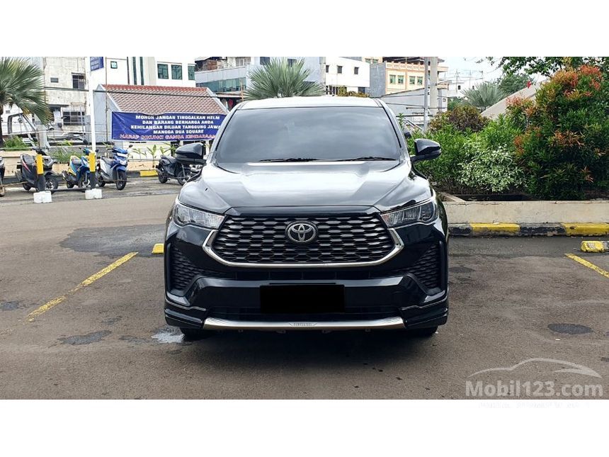 Jual Mobil Toyota Kijang Innova Zenix 2024 G HV (Premium Color) 2.0 di ...