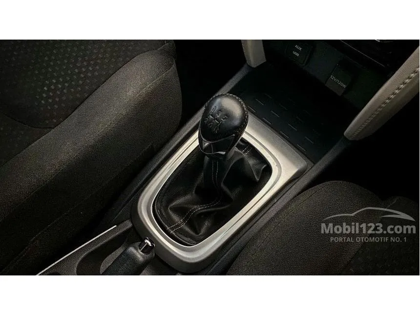 Jual Mobil Daihatsu Terios 2018 R 1.5 di Banten Manual SUV Hitam Rp 195 ...