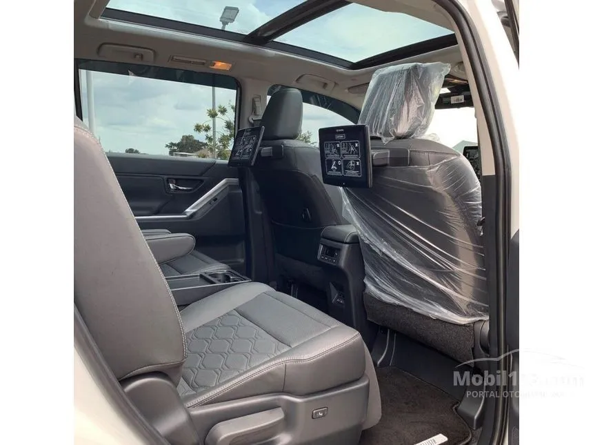 Jual Mobil Toyota Kijang Innova Zenix 2023 Q HV TSS Modellista 2.0 di ...