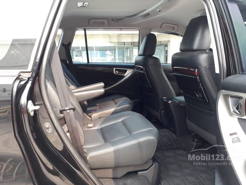 Jual Mobil Toyota Innova Venturer 2017 2.4 di DKI Jakarta Automatic ...