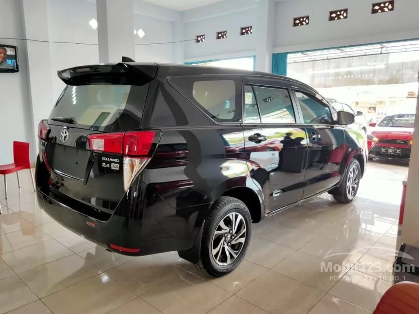 Jual Mobil Toyota Kijang Innova 2022 V 2.4 di Jawa Barat Automatic MPV ...