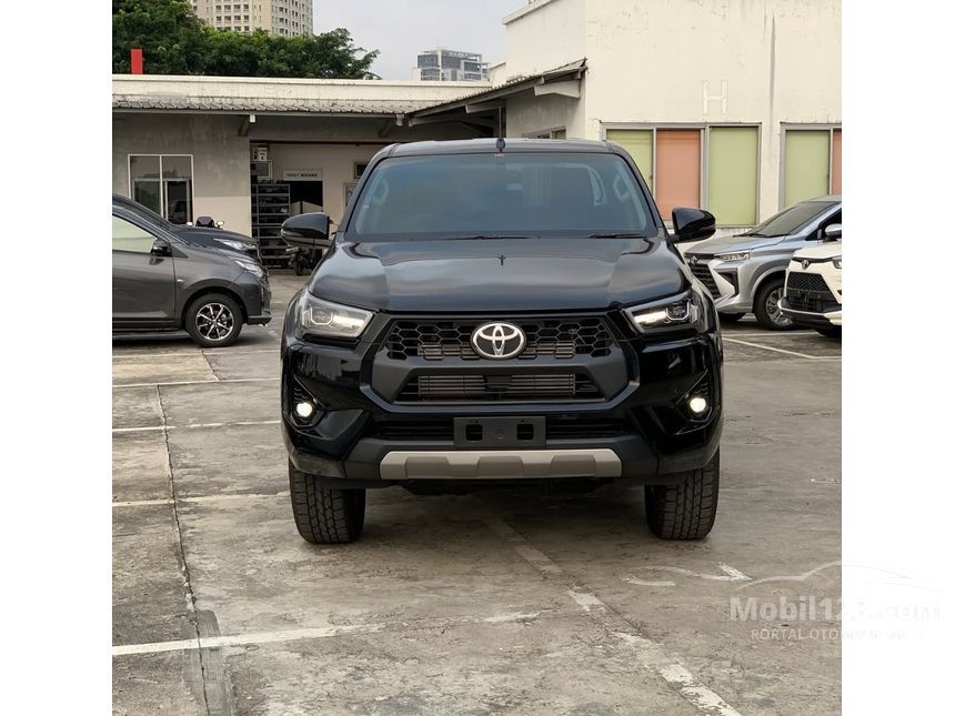 Jual Mobil Toyota Hilux 2026 V Double Cab 4X4 2.4 di DKI Jakarta ...