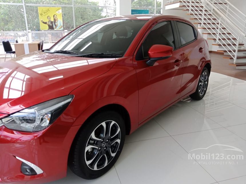Jual Mobil Mazda 2 2018 R 1.5 di Jawa Barat Automatic Hatchback Merah ...