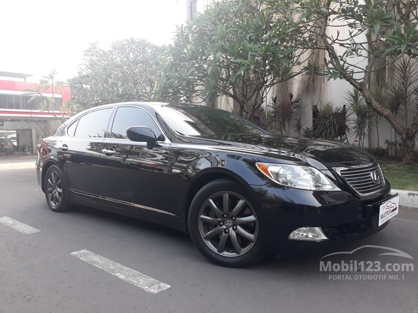 Jual Mobil Lexus LS460L 2009 XF40 4.6 di DKI Jakarta Automatic Sedan ...