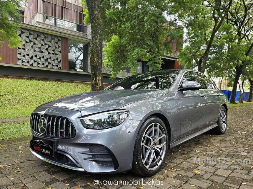 Jual Mobil Mercedes-Benz E300 2022 AMG Line 2.0 di DKI Jakarta Automatic Sedan Abu-abu Rp 789. ...