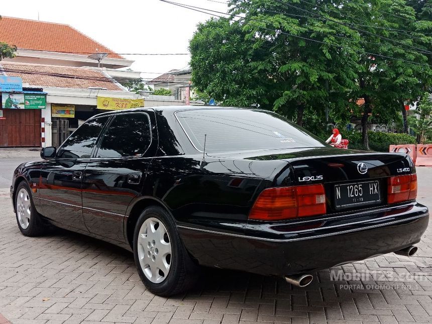 Jual Mobil Lexus LS400 1998 V8 4.0 Automatic 4.0 di Jawa Timur ...