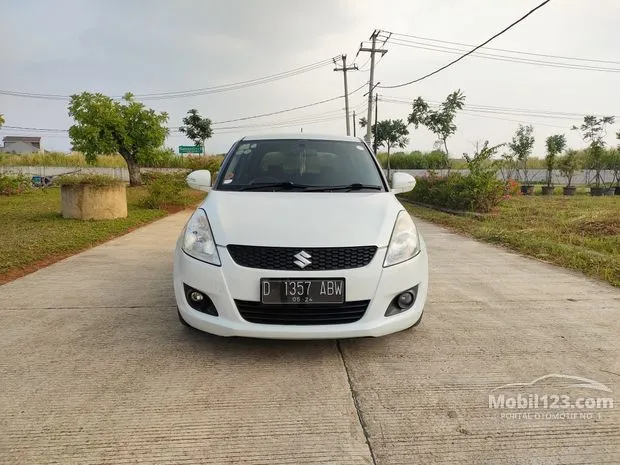 Jual Suzuki Swift Bekas di Indonesia Harga Murah, Kondisi Terbaik ...