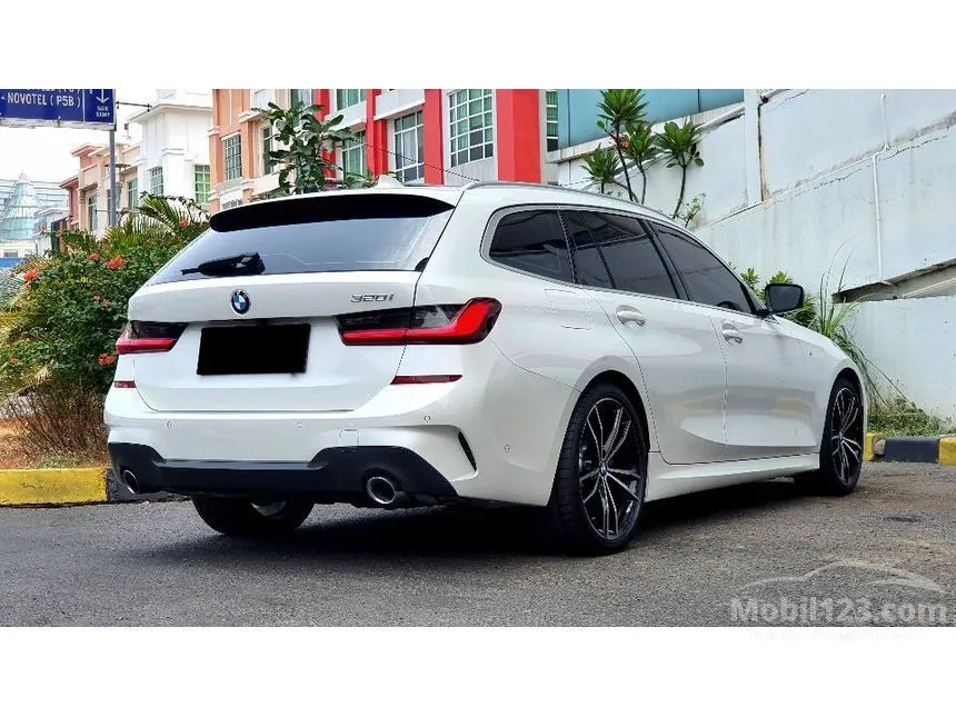 BMW 320i 2021 Touring M Sport 2.0 di DKI Jakarta Automatic Wagon Putih ...