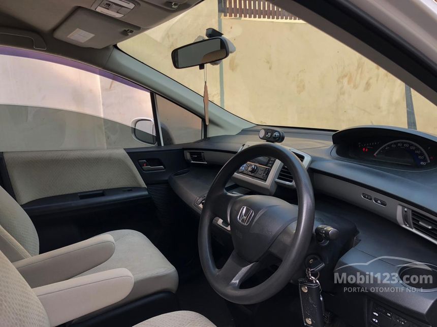 Jual Mobil Honda Freed 2014 E 1.5 di Jawa Barat Automatic MPV Putih Rp 156.000.000 - 6211647 ...