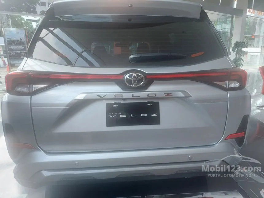 Jual Mobil Toyota Veloz 2022 Q 1.5 di Jawa Barat Automatic Wagon Silver ...