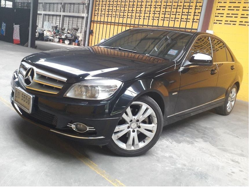 Mercedes-Benz C230 2010 W204 (ปี 08-14) Avantgarde 2.5 เกียร์อัตโนมัติ ...