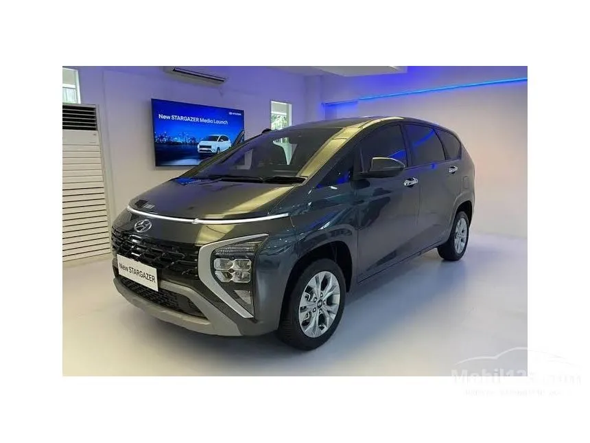 Jual Mobil Hyundai Stargazer 2023 Essential 1.5 di Jawa Barat Automatic ...