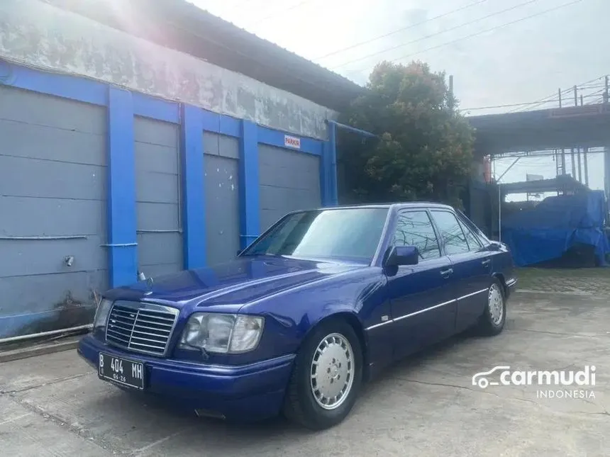 Jual Mobil Mercedes-Benz E320 1987 W124 L6 3.2 3.2 di DKI Jakarta Manual Sedan Biru Rp 50.000. ...