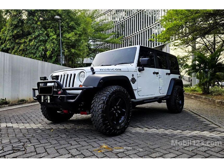 Jual Mobil Jeep Wrangler 2013 Rubicon 3.6 di Banten Automatic SUV Putih ...