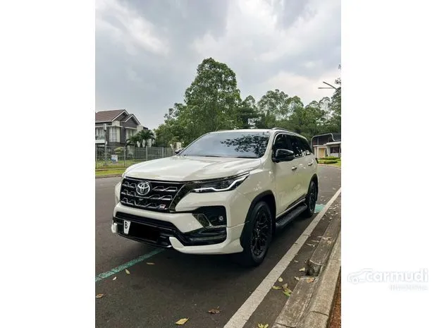 Toyota Fortuner GR Sport 4X4 Bekas Harga Terbaik | Carmudi