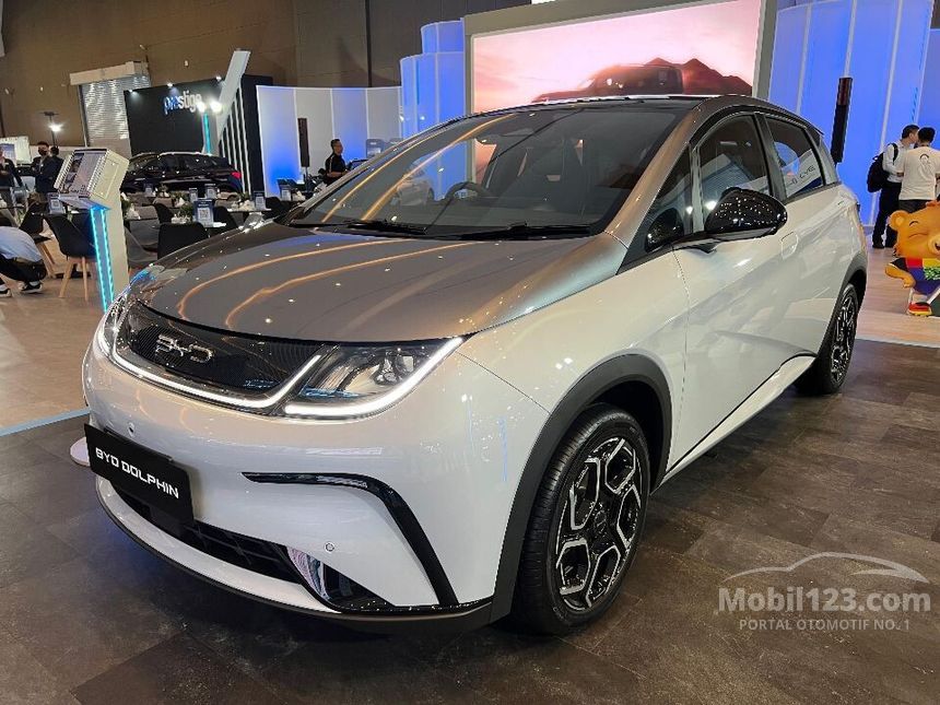 Jual Mobil BYD Dolphin 2024 Premium Extended Range di Jawa Barat ...