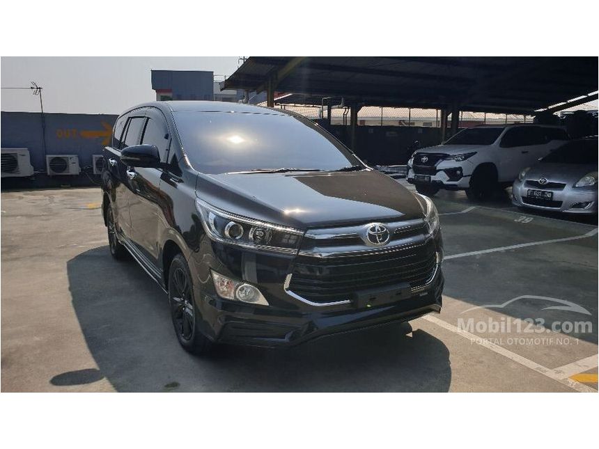 Jual Mobil Toyota Kijang Innova 2020 V TRD Sportivo 2.4 di DKI Jakarta ...