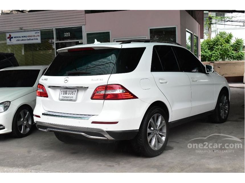 Mercedes-Benz ML250 CDI 2015 W166 (ปี 12-16) 2.1 เกียร์อัตโนมัติ สีขาว ...