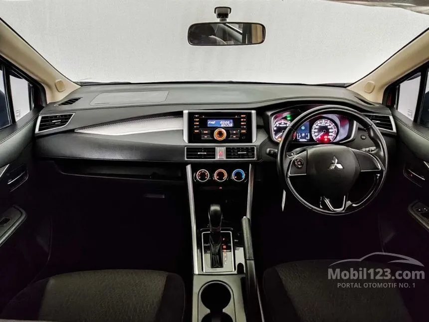 Jual Mobil Mitsubishi Xpander 2019 ULTIMATE 1.5 di Jawa Barat Automatic ...