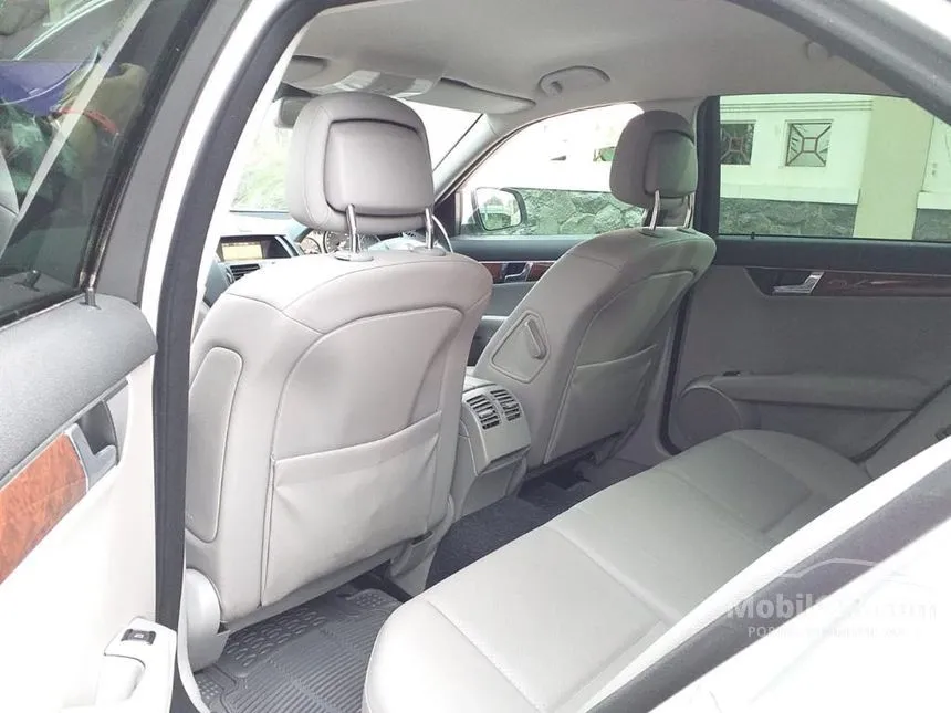 Jual Mobil Mercedes-Benz C200K 2009 Kompressor 1.8 di Jawa Timur ...