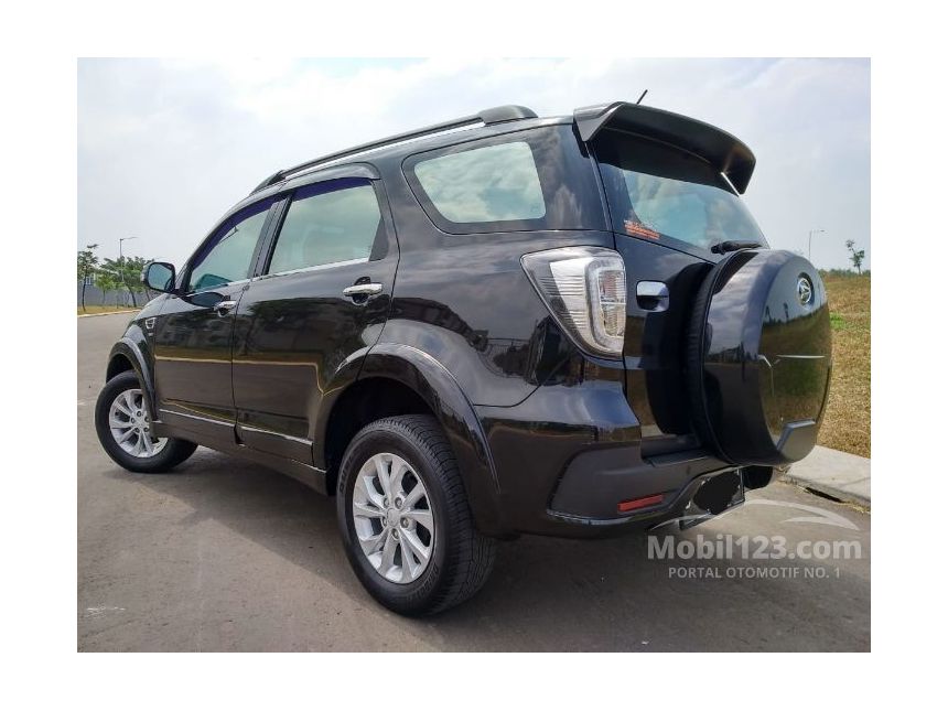 Jual Mobil Daihatsu Terios 2016 R 1.5 di Banten Automatic SUV Hitam Rp ...